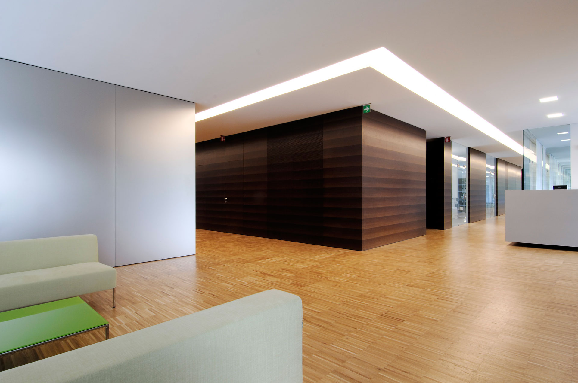 Frener & Reifer Headquarter Bothe Richter Teherani | Oskar Da Riz ...