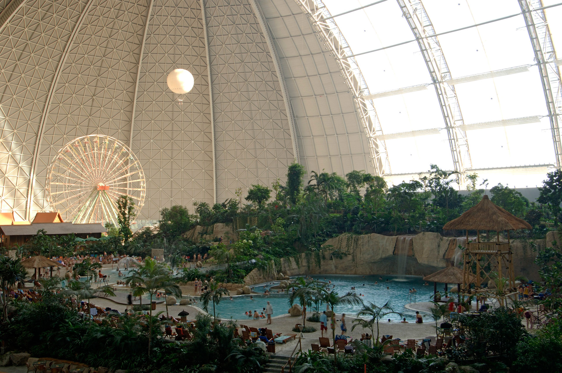 Tropical Island / ex Cargolifter Hangar Berlin CI Map | Oskar Da Riz ...